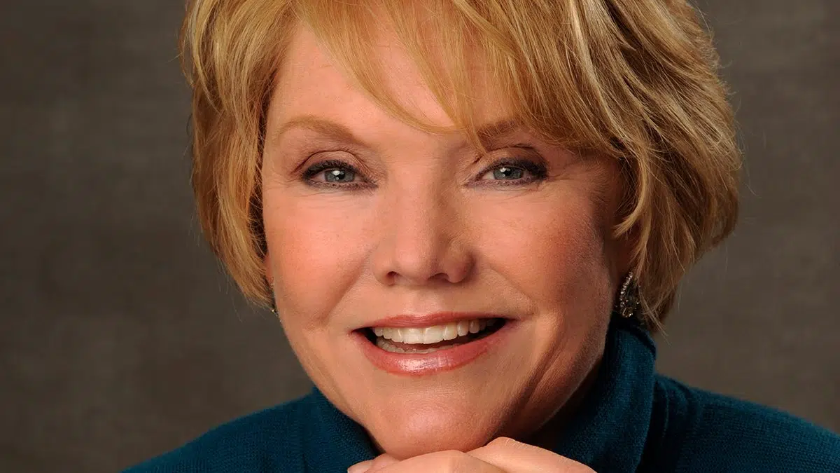 Erika Slezak Back to 'Blue Bloods'