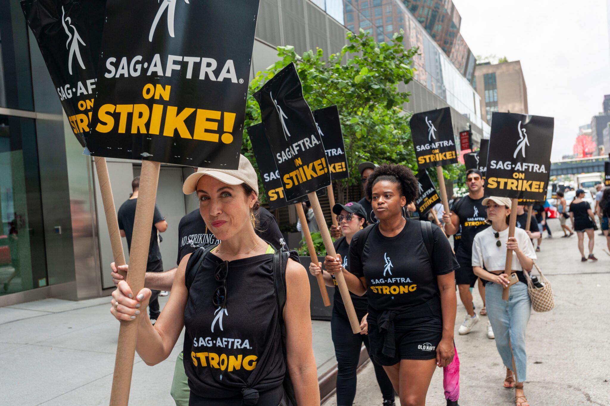 SAG-AFTRA To Hold "Rock the City for a Fair Contract" Rally in New York